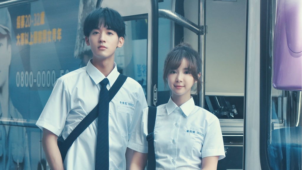 男神小樂MV邀「童顏女神」李佳穎跨刀 螢幕新CP出爐 !｜四季線上4gTV