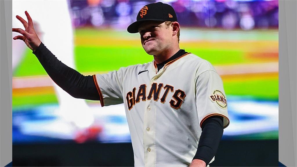 MLB／韋柏先發7.2局飆10K 巨人季後賽首戰4比0完封道奇｜四季線上4gTV