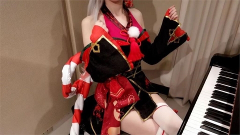 Pan Piano新片全身包緊緊！一轉場「身後鏡子洩心機」掀全網暴動｜四季線上4gTV