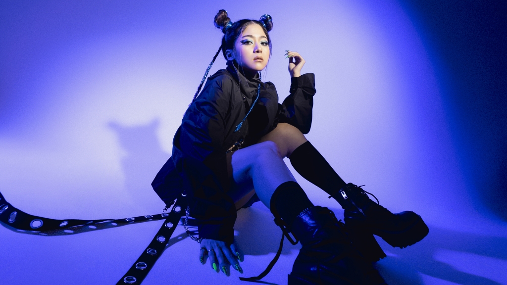 台灣第一人！RayRay 自詡爲外星人疫情間照常世界巡演 改寫台灣電音新高度! ｜四季線上4gTV