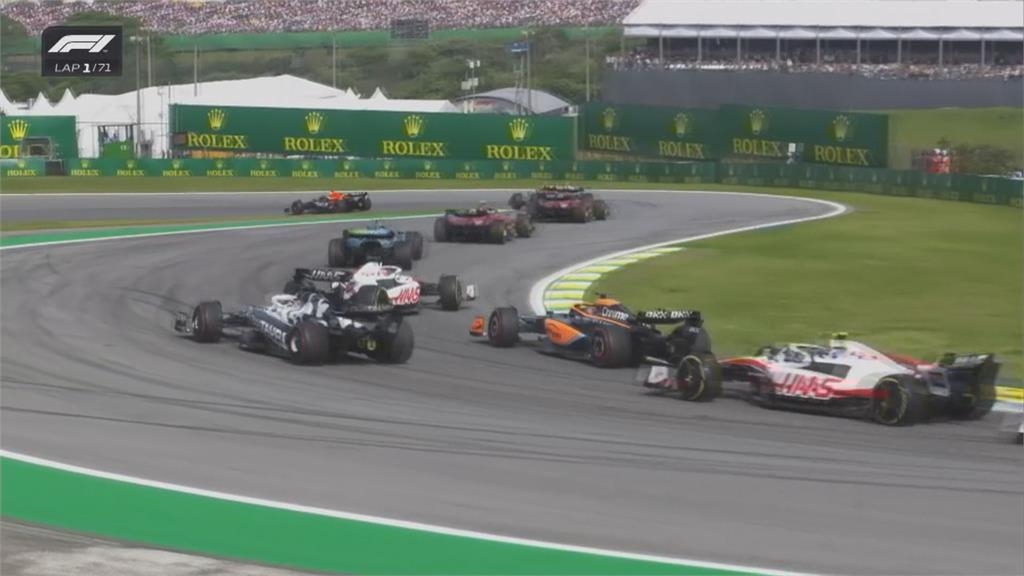 F1聖保羅大獎賽碰撞意外 維斯塔潘控漢米爾頓「搞小動作」｜四季線上4gTV