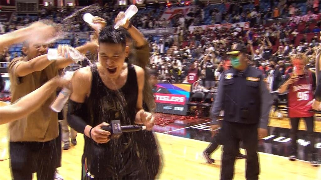 林書豪首戰13助攻平紀錄 球迷高喊MVP｜四季線上4gTV