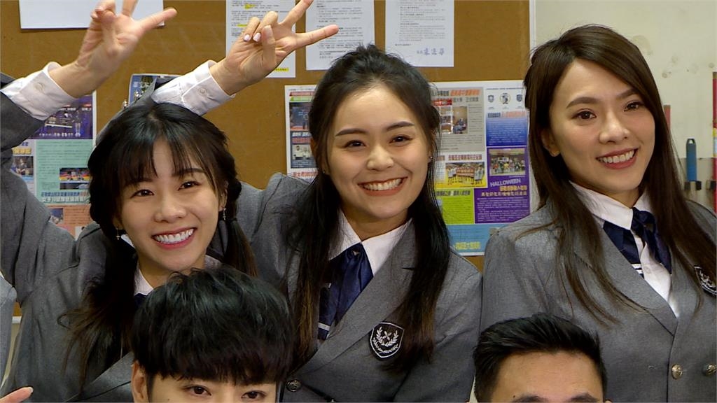 變身韓系高校生 方琦擔任古曜威MV女主角｜四季線上4gTV