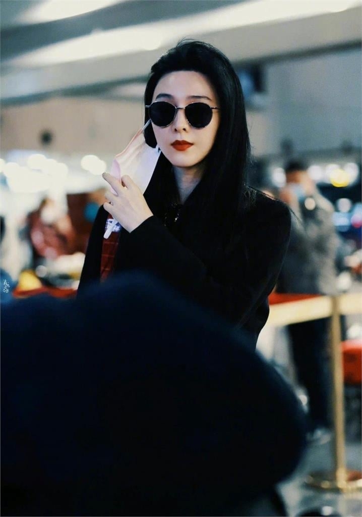 成功逃離中國了？41歲范冰冰低調現身機場「0血色＋邋遢油頭」面貌遭公開｜四季線上4gTV