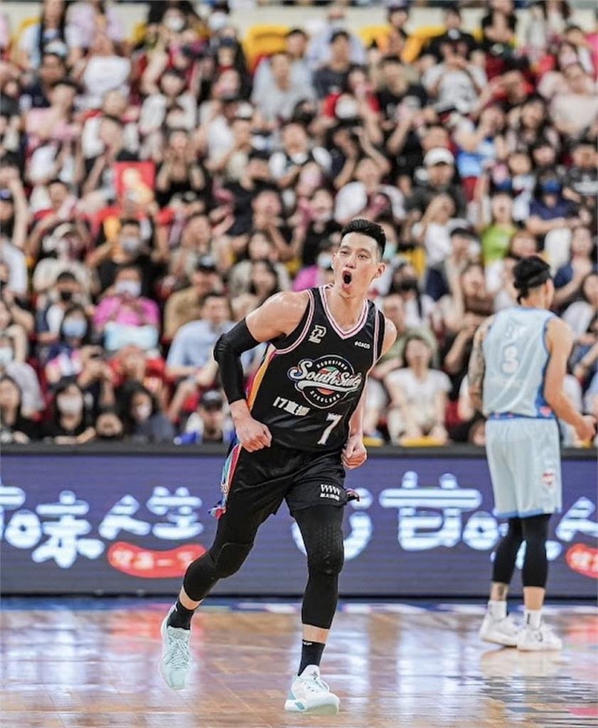 PLG／林書豪上CNN被問「和NBA的差別」 開心喊：球迷有夠嗨｜四季線上4gTV