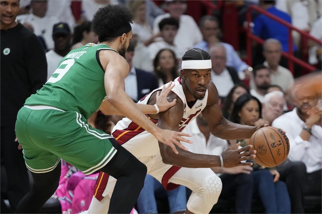 NBA／塔圖姆狂飆33分逆天續命！塞爾提克116：99力退熱火｜四季線上4gTV