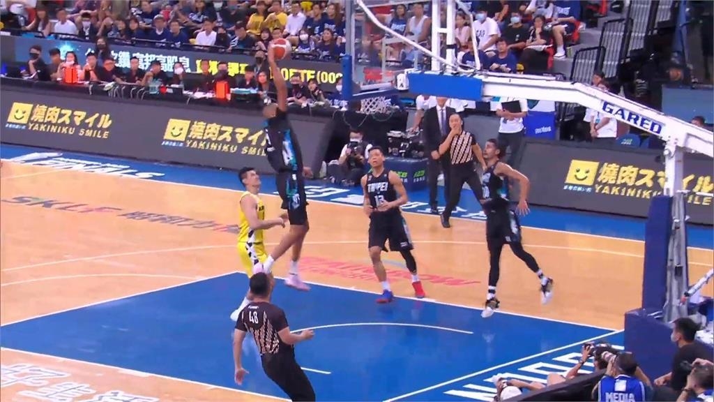 PLG總冠軍賽第三戰 勇士變陣奏效擊敗國王｜四季線上4gTV