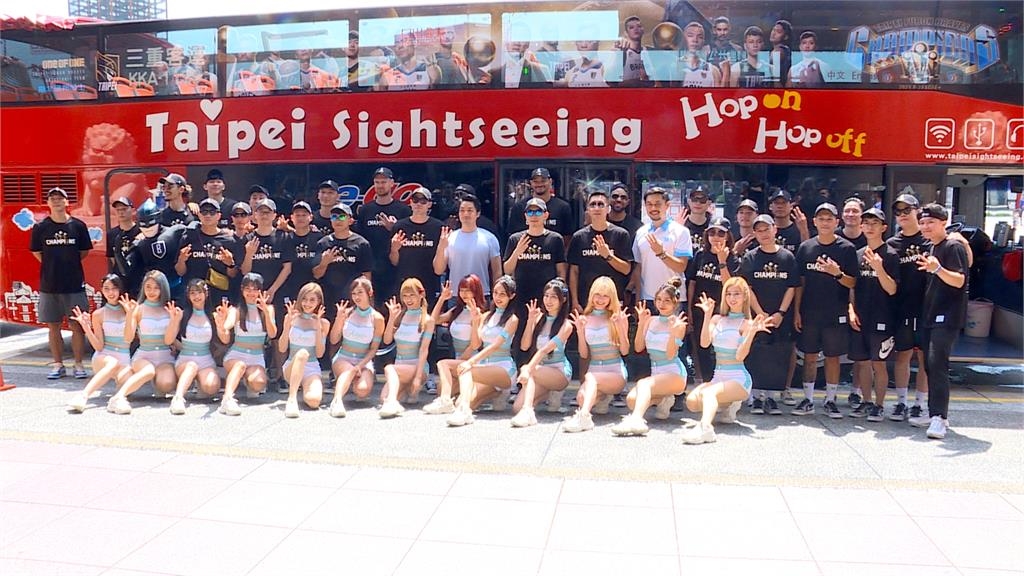 台北富邦勇士奪PLG三連霸！ 封王遊行球迷同樂｜四季線上4gTV