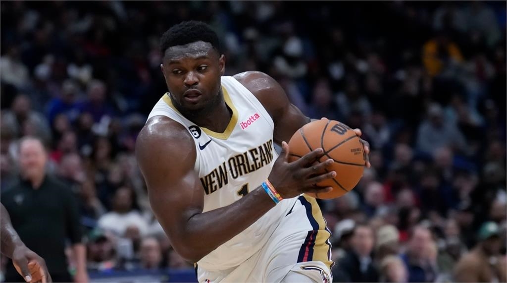 NBA／「怪物狀元」滿血回歸？威廉森穿牛仔褲360度灌籃超輕鬆｜四季線上4gTV