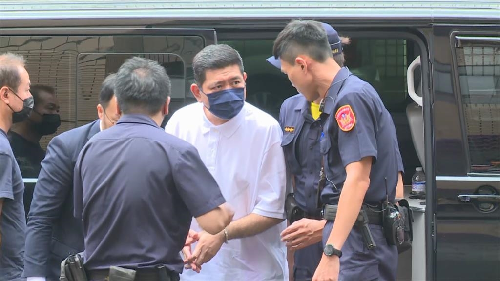 遭控性侵騷擾NONO終於現身了！ 戴口罩低頭不發一語｜四季線上4gTV