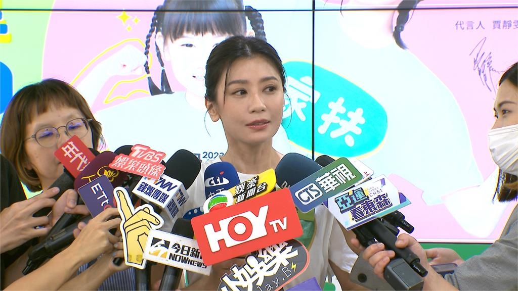 Selina生了！兒肺積水住保溫箱 一家三口溫馨合照曝光｜四季線上4gTV