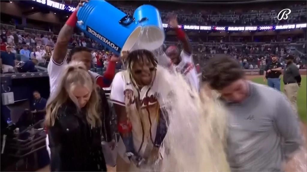 大聯盟史上第一人 阿庫尼亞單季40轟70盜達陣｜四季線上4gTV