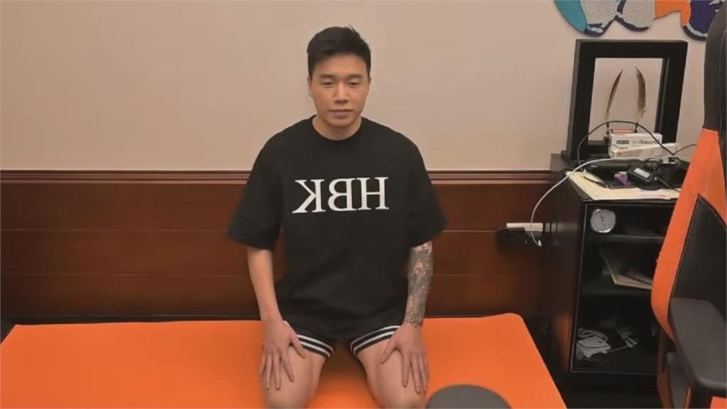 Toyz向超哥下跪致歉4度磕頭 解釋鏡頭外炸雞「一口接一口」真相｜四季線上4gTV