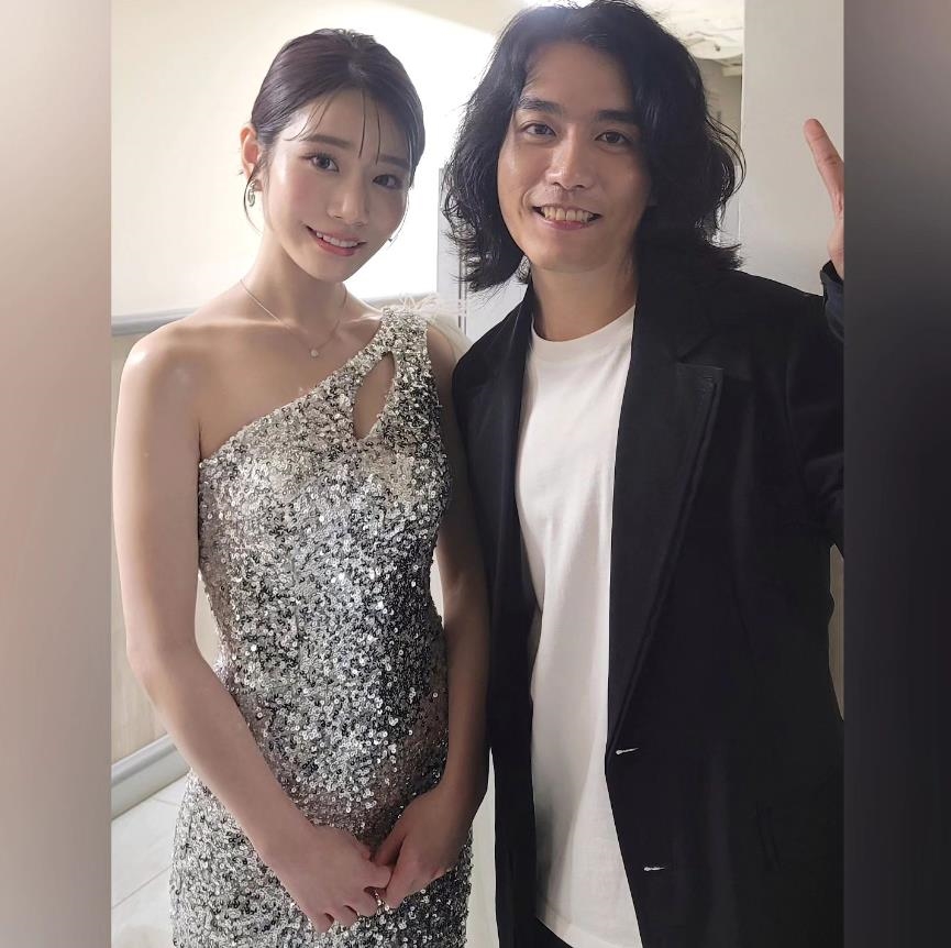 「最帥YTR」走鐘獎同框河北彩花！歪頭甜笑合照「黏緊緊」網驚：有夫妻臉｜四季線上4gTV