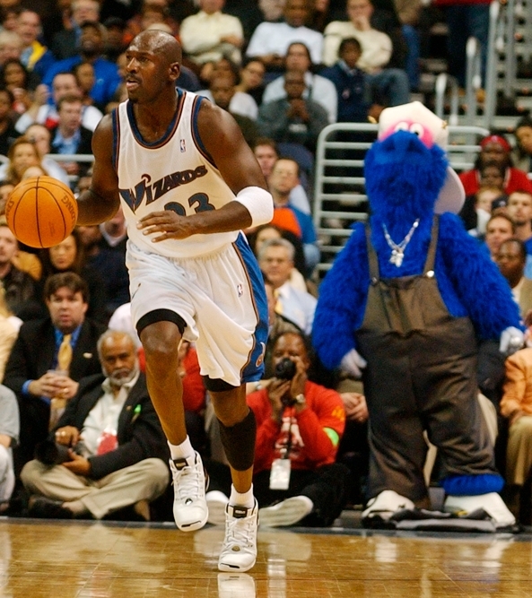 NBA／「泳池派對」華盛頓上演！普爾「27分鐘飆41分」比肩籃球之神｜四季線上4gTV