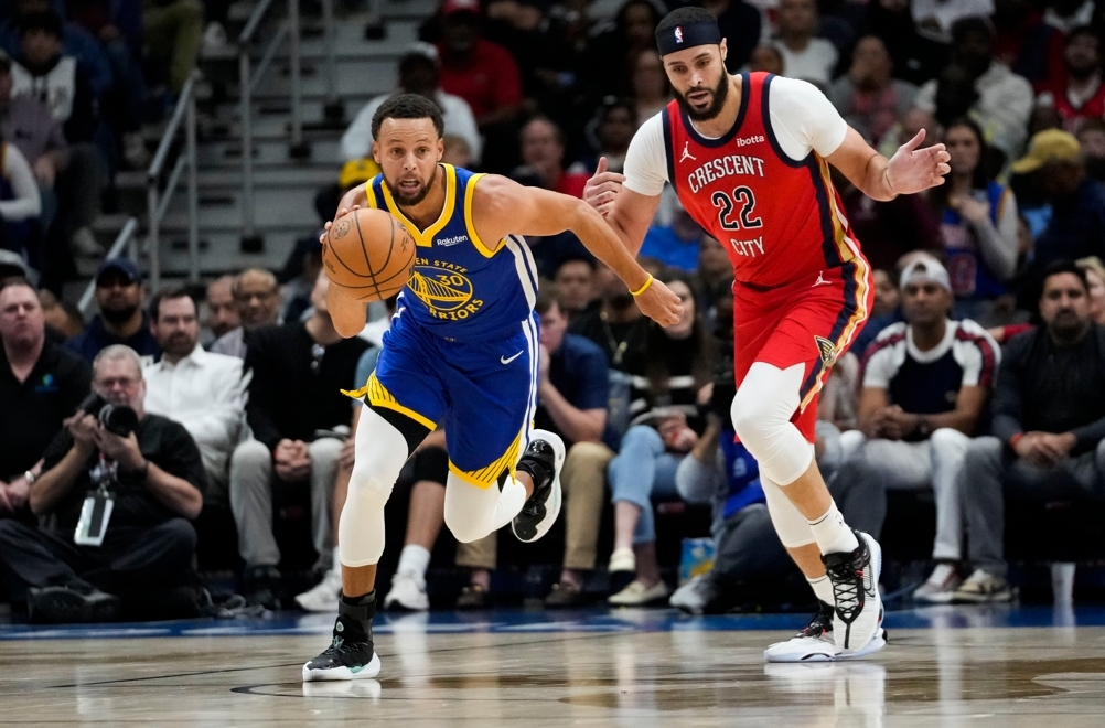 NBA／咖哩大神又發威！柯瑞背靠背飆42分輕取鵜鶘 開季場均33.5分超鬼神｜四季線上4gTV