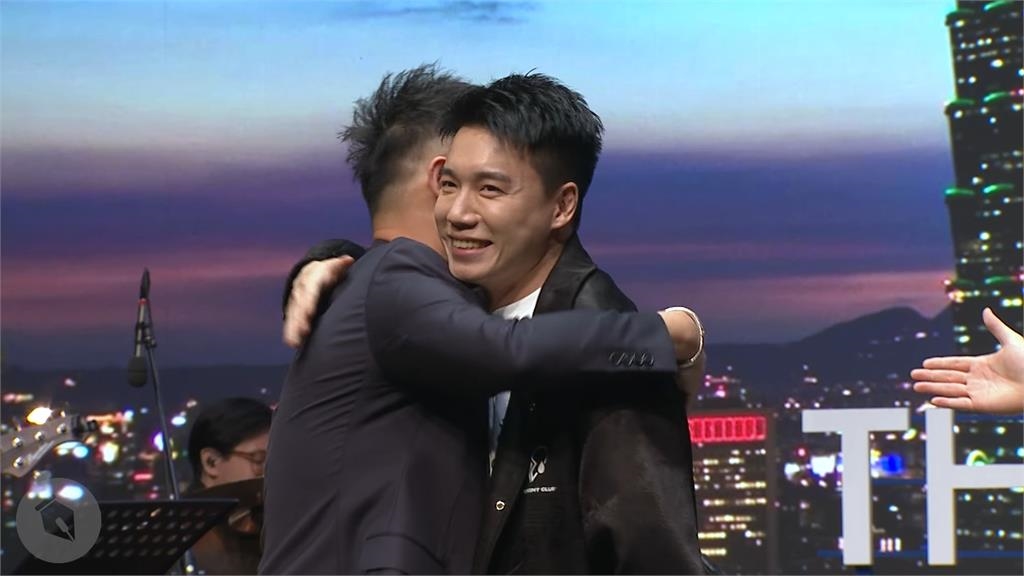 超派！Toyz同框超哥險拳上2.0 自信喊會比打鍾培生厲害：畢竟比較討厭你｜四季線上4gTV