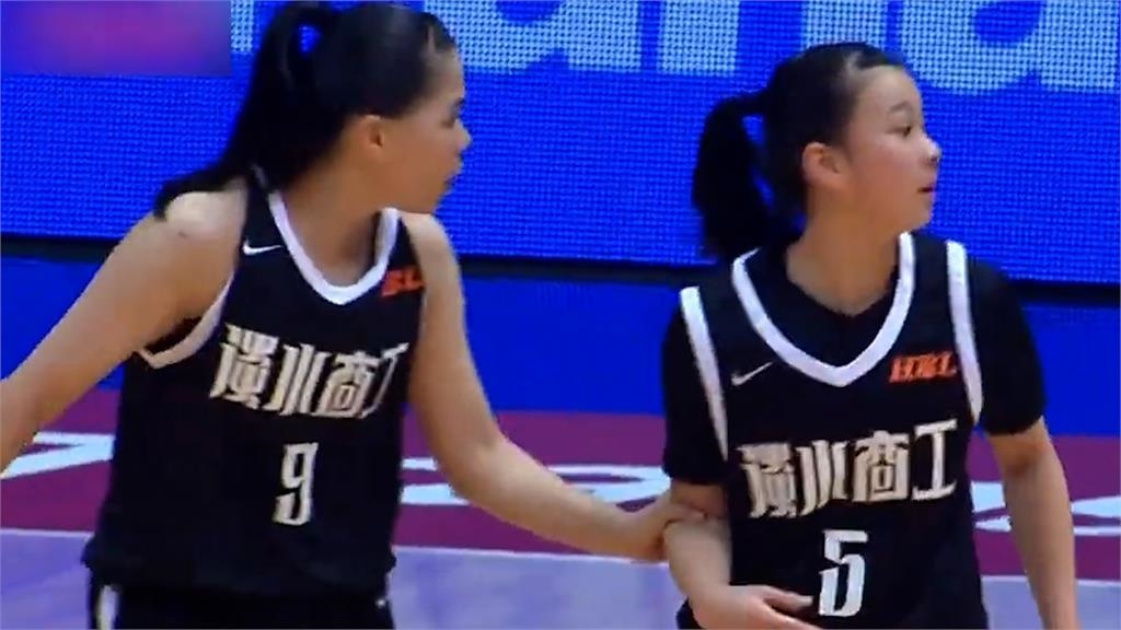 曾奪JHBL助攻后！淡商超級小高一鄭敬璇送出12助攻 先發出賽率隊3連勝｜四季線上4gTV