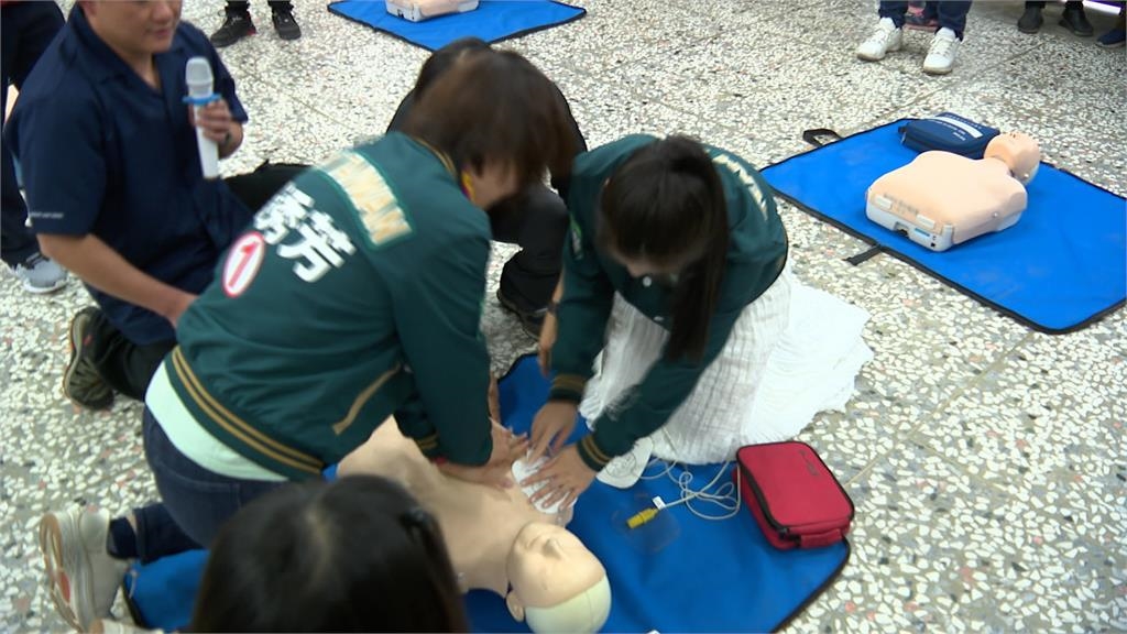 心痛"姊姊寒冬睡夢中猝死" 雞排妹推廣CPR學習心肺復甦術｜四季線上4gTV