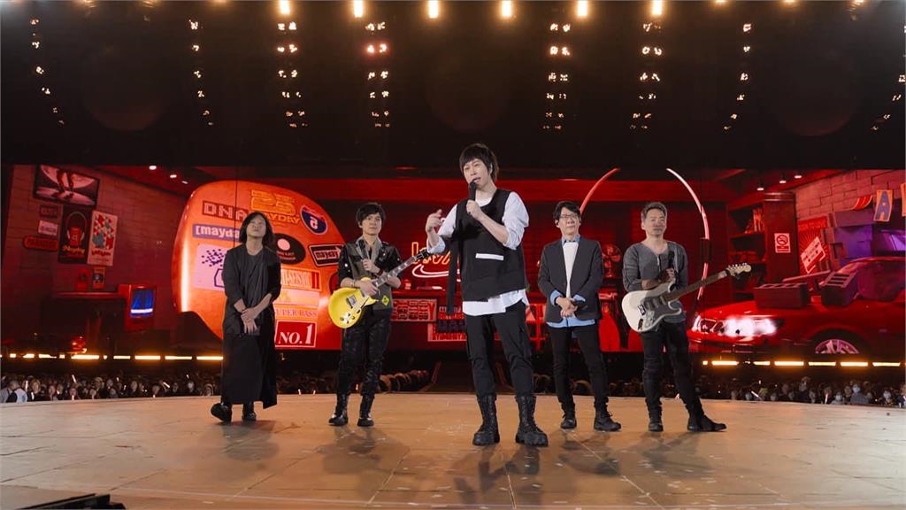 五月天台中開唱！經典歌曲回憶殺 即興唱Energy名曲宣布好消息｜四季線上4gTV