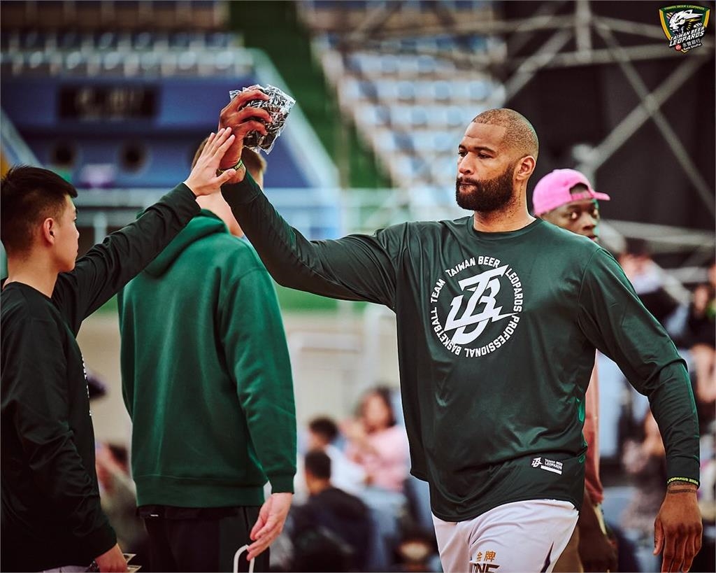 重金禮聘NBA「表弟」卡森斯來台 雲豹單週2連勝票房翻3倍｜四季線上4gTV