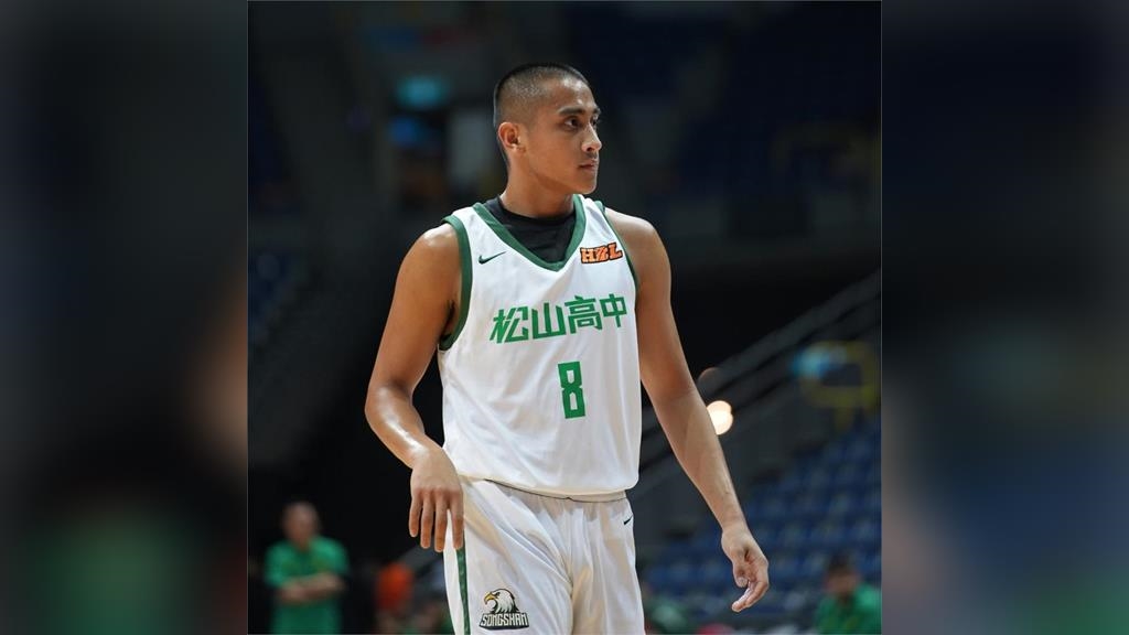 HBL男子組八強「雙山之戰」 松山高中87：54擊敗泰山高中｜四季線上4gTV