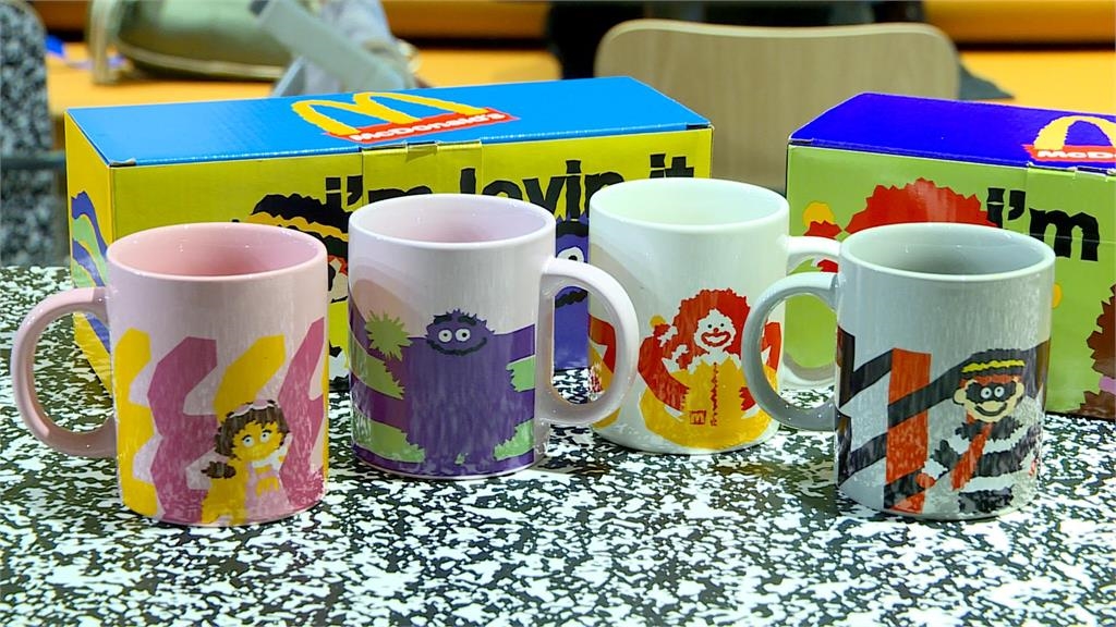 知名速食品牌在台40週年！ 聯手在地設計師團隊 Y2K風格詮釋經典人物｜四季線上4gTV