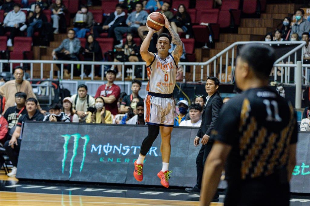 領航猿保「星期二之王」不敗金身 本季4戰全勝創下PLG紀錄｜四季線上4gTV