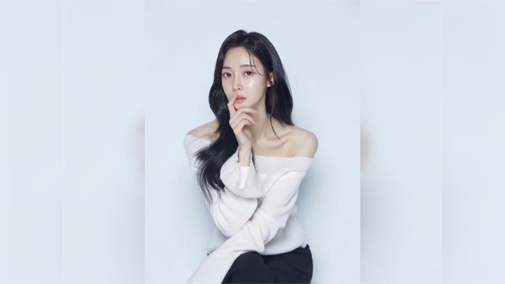 前T-ara成員雅凜「昏迷快2天醒了」 怒嗆「這些人」：你們就該下地獄｜四季線上4gTV