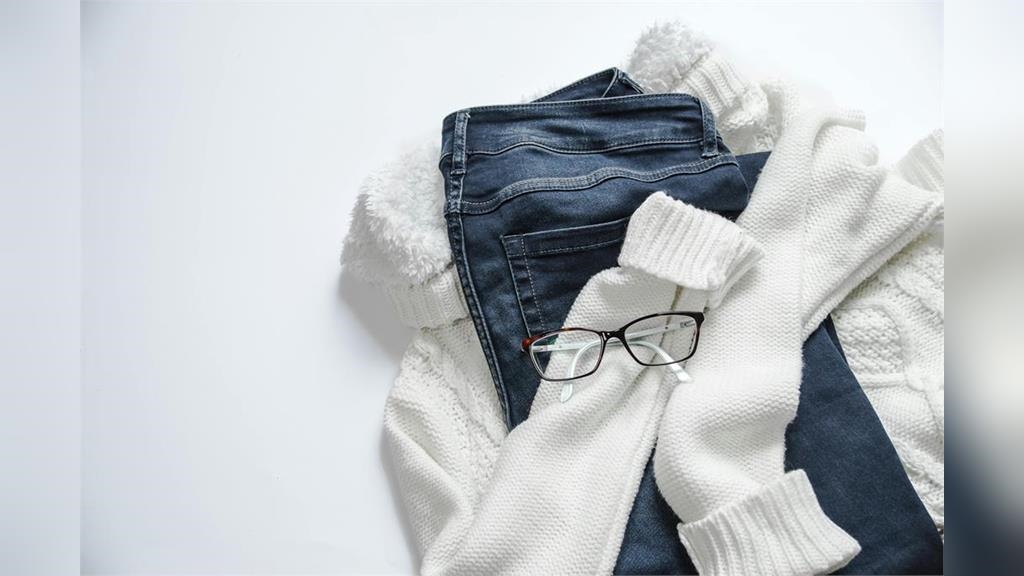 妹子45件二手衣只值252元！她氣炸「寧願丟回收」內行人3字揭原因｜四季線上4gTV