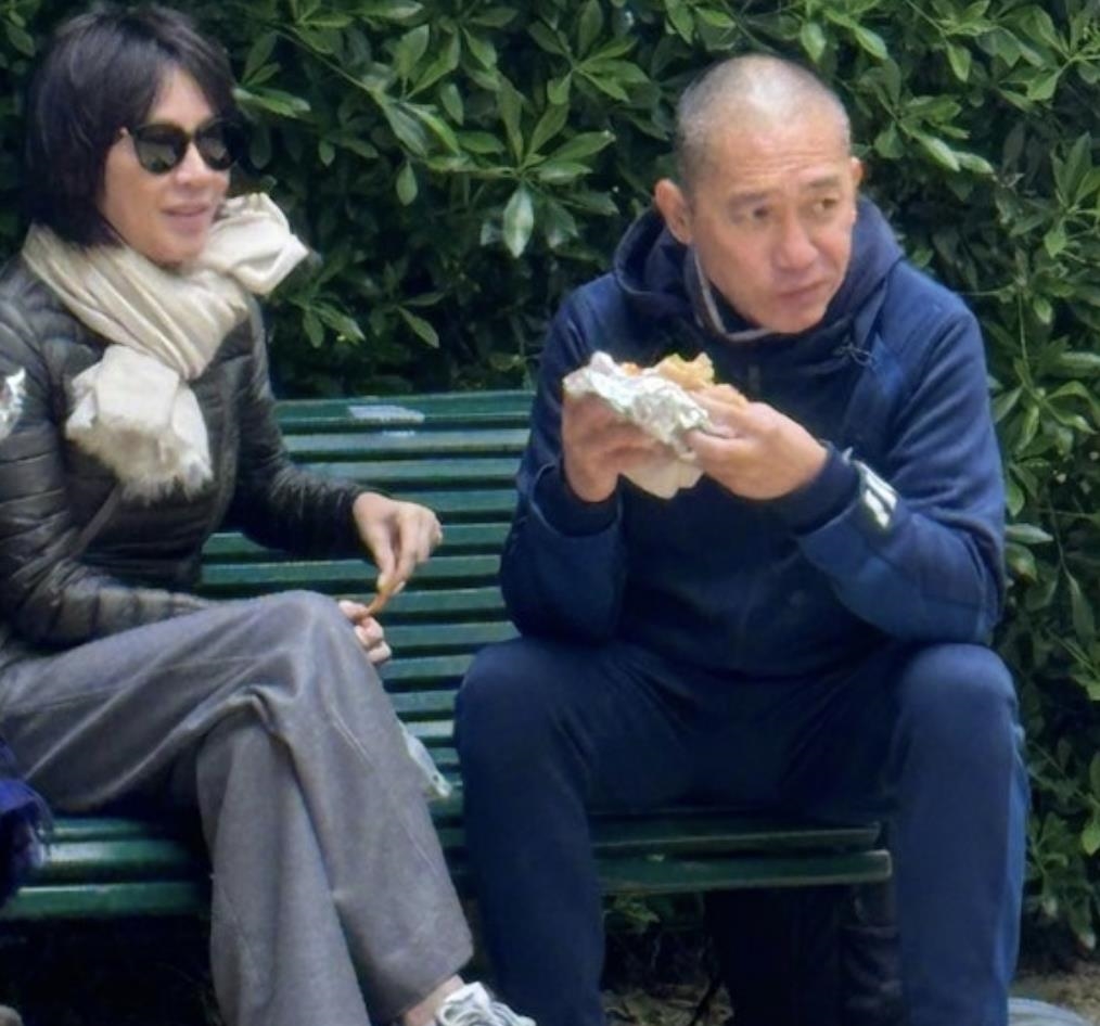 梁朝偉「街頭嗑冰淇淋」再被拍！少了「愛妻視角」61歲真面目嚇壞網｜四季線上4gTV