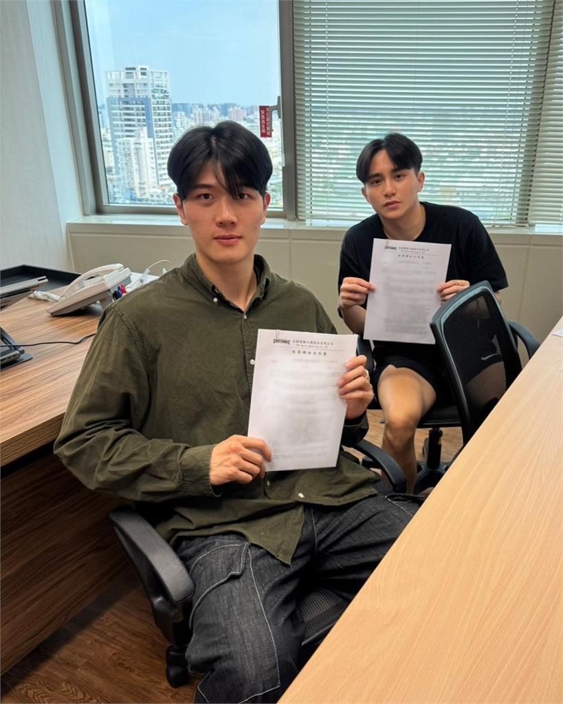 PLG／只用一個工作天！台鋼獵鷹光速簽約 選秀首輪指名兩球員簽字加盟｜四季線上4gTV