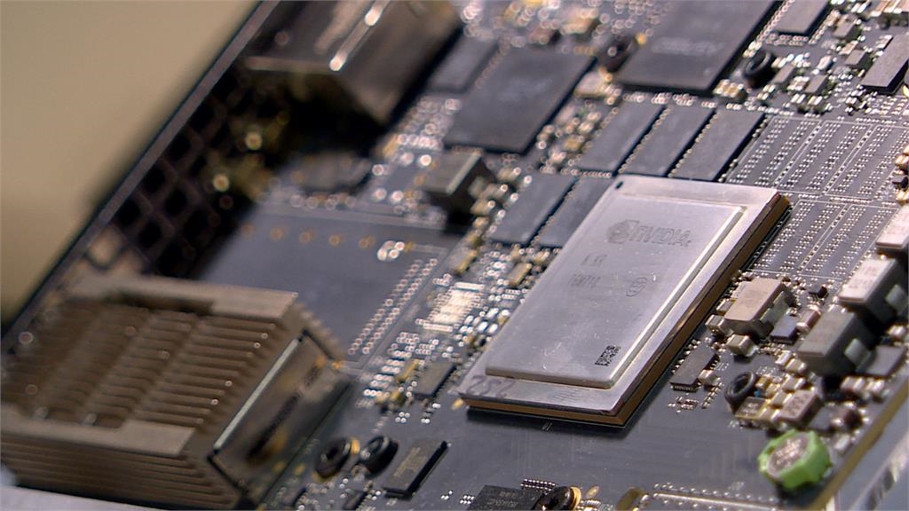 AI教父精準理財 黃仁勳股災前6月大賣股 套現約3.2億美元｜四季線上4gTV