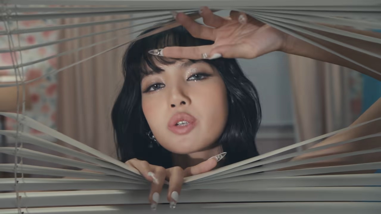 Lisa新歌《New Woman》正式釋出！飄逸金髮颯爽登場｜四季線上4gTV