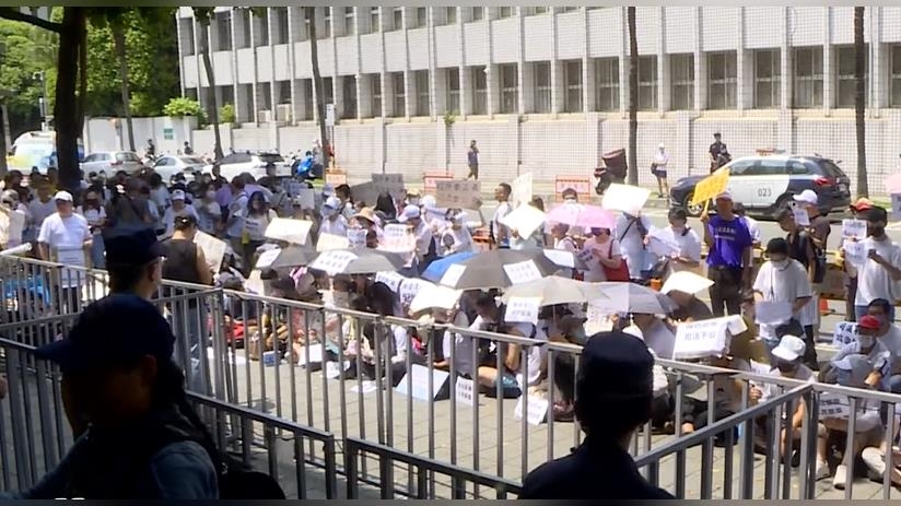 有小草中暑了！12縣市熱浪來襲 7地區恐連飆36度高溫｜四季線上4gTV