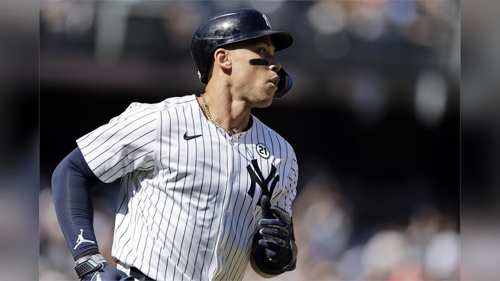 MLB（影）／法官炸裂53轟！單季132打點破紀錄 拎球棒上一壘：我只是在享受｜四季線上4gTV