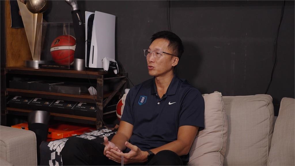 PLG／勇士內幕！吳永仁接班執行教練始末 這局許晉哲佈了七年｜四季線上4gTV