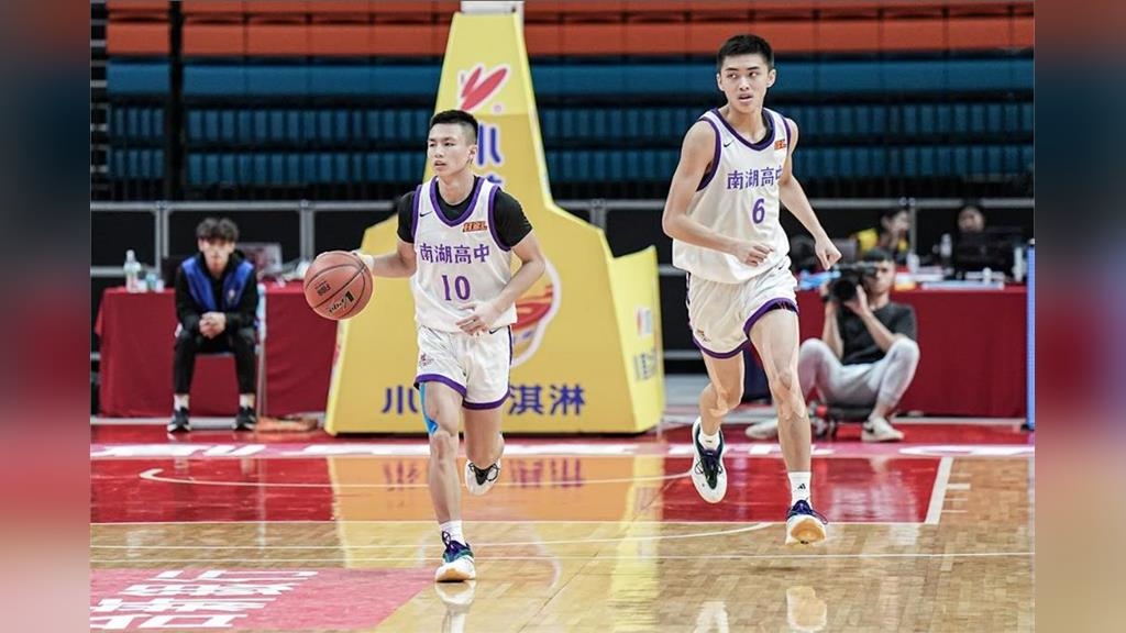 HBL(影)／男生12強複賽 南湖高中、光復高中驚險中奪勝｜四季線上4gTV