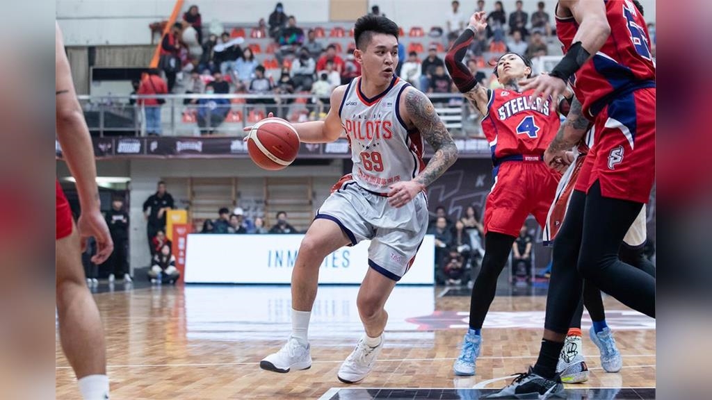 PLG(影)/領航猿擊敗鋼鐵人 盧峻翔總得分追平「他」並列PLG得分王｜四季線上4gTV