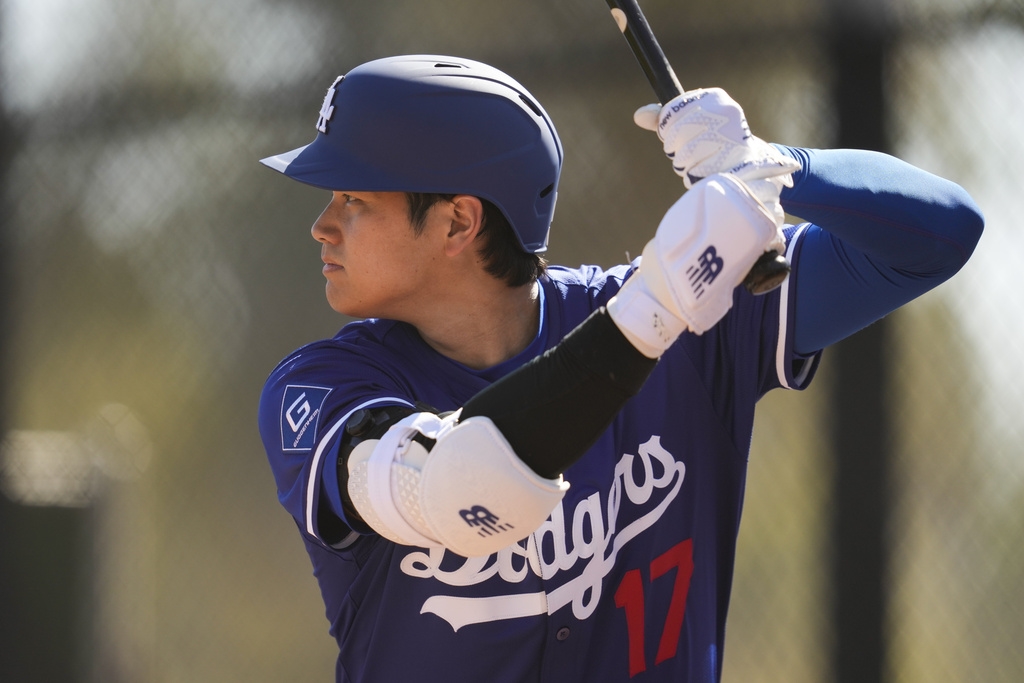 MLB／大谷翔平好久不見！春訓首打席轟高中學長菊池雄星全壘打｜四季線上4gTV