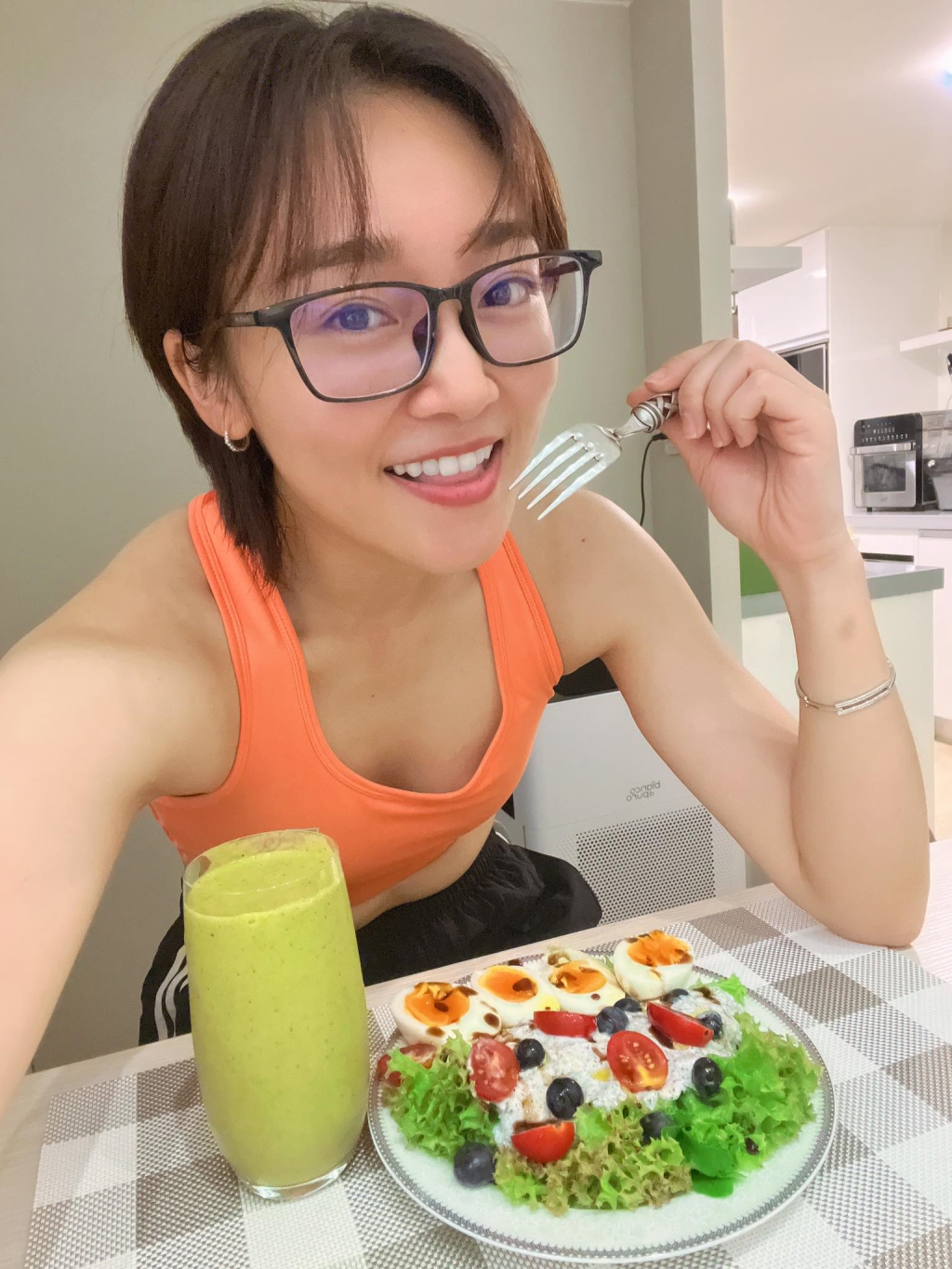 張文綺大「J」人行程排滿嚇壞徐凱希！六月狂摳5通電話只為九月旅行｜四季線上4gTV